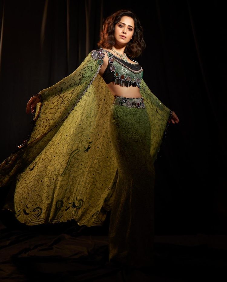 नुसरत भरुचा Photos & Images # 8030 - Filmibeat Hindi