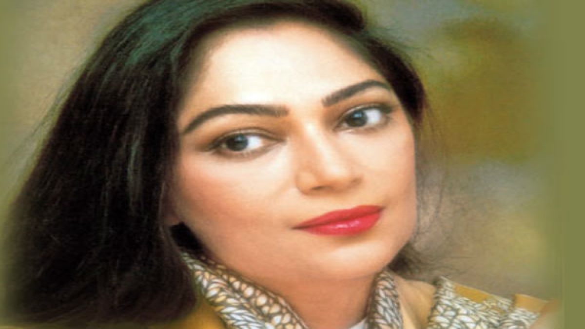 Simi Garewal Birthday Special Know Interesting facts - Hindi Filmibeat