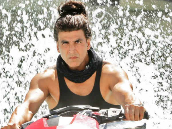 Akshay Kumar’s hippy look from Dishoom - Hindi Filmibeat