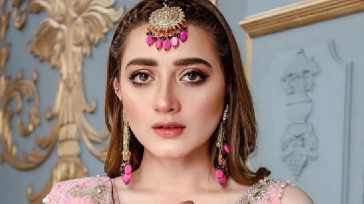 Pakistani actress Momina Iqbal had to face many problems because of her ...