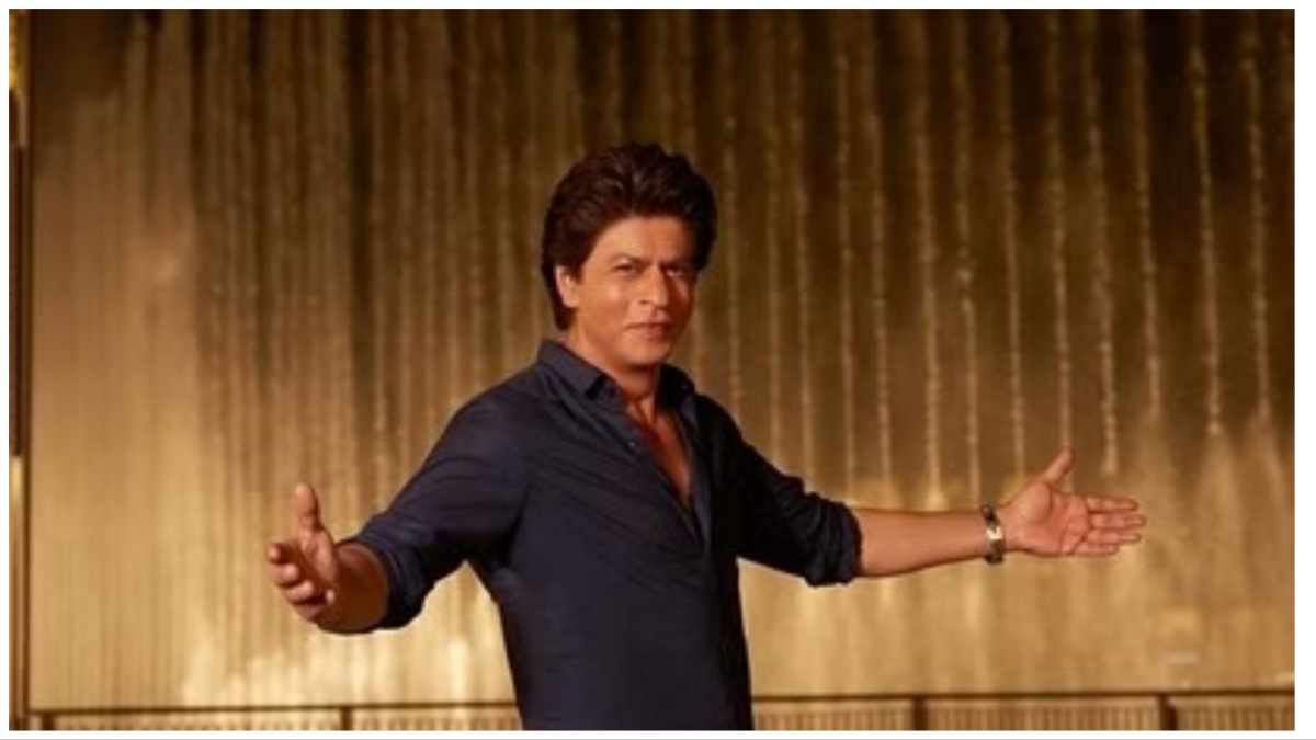 Jawan actor Shahrukh Khan gave his signature pose in front of Burj ...