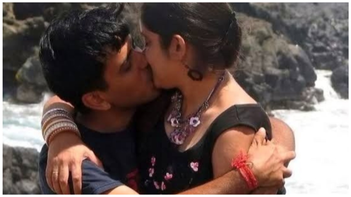 indian couple romance in open indian couple suhagraat video gone leaked on social media - Hindi ...
