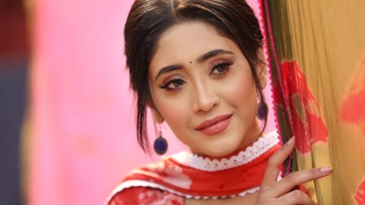 Yeh rishta kya kehlata hai fame naira aka shivangi joshi doppelganger ...