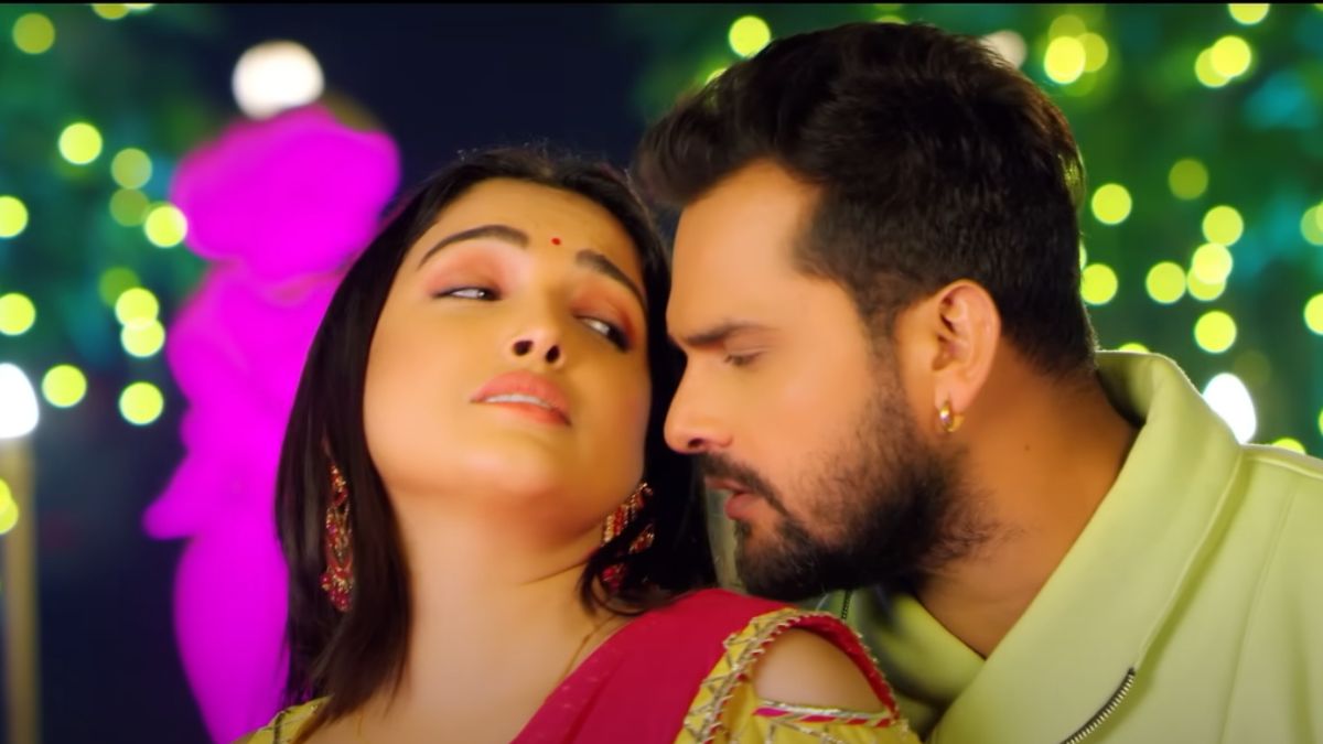 Bhojpuri Video: Khesari Lal yadav and Amrapali Dubey sexy dance on Palang Sagwan Ke, video viral ...